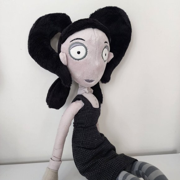 Disney | Toys | Disney Store Tim Burton Frankenweenie Elsa Van Helsing ...